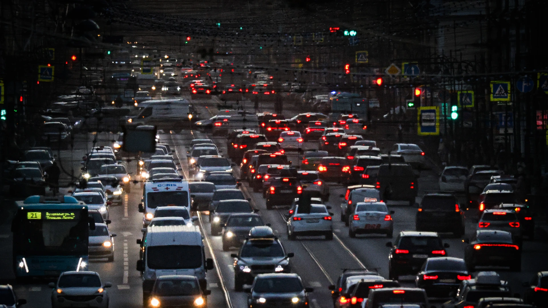 Cardano Outlines 2025 Roadmap With Focus on Scaling and Governance