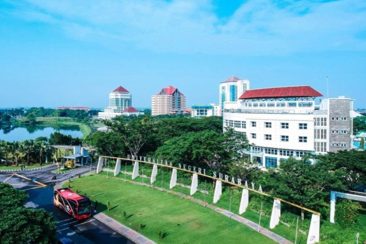 Unesa Masuk 10 Besar Kampus Paling Berprestasi Nasional