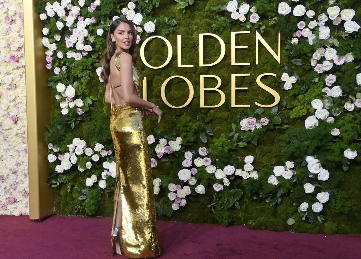 Famous birthdays for Jan. 30: Eiza Gonzalez, Olivia Colman