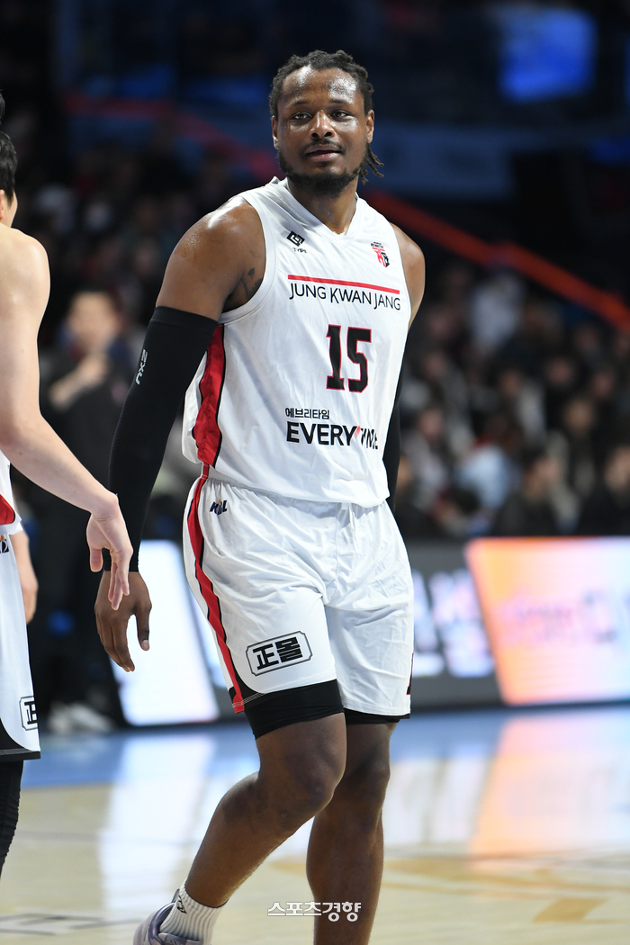 트레이드가 답이었나, 6강 위협하는 KCC와 정관장의 상승세