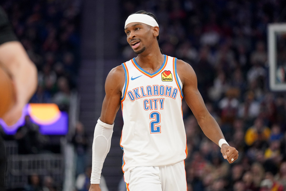 Shai Gilgeous-Alexander Turns Heads With Outfit Entering NBA All-Star Game