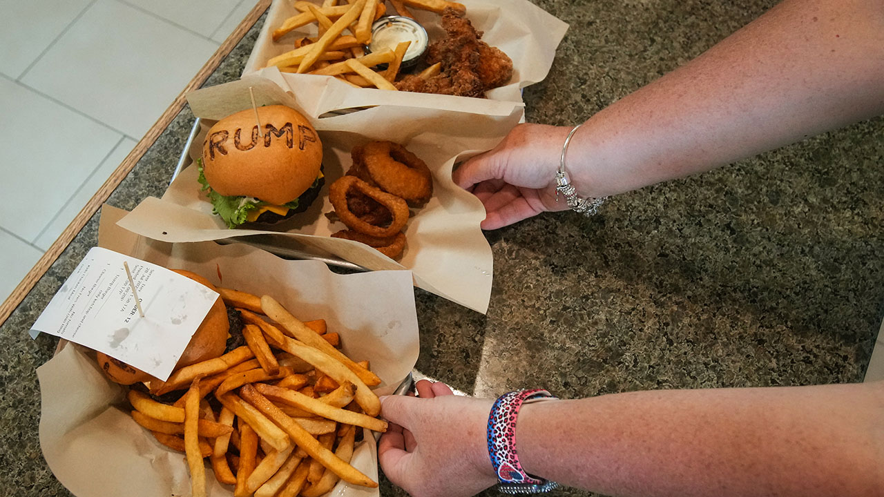 Trump Burger chain expanding in Texas, owner praises president as ...