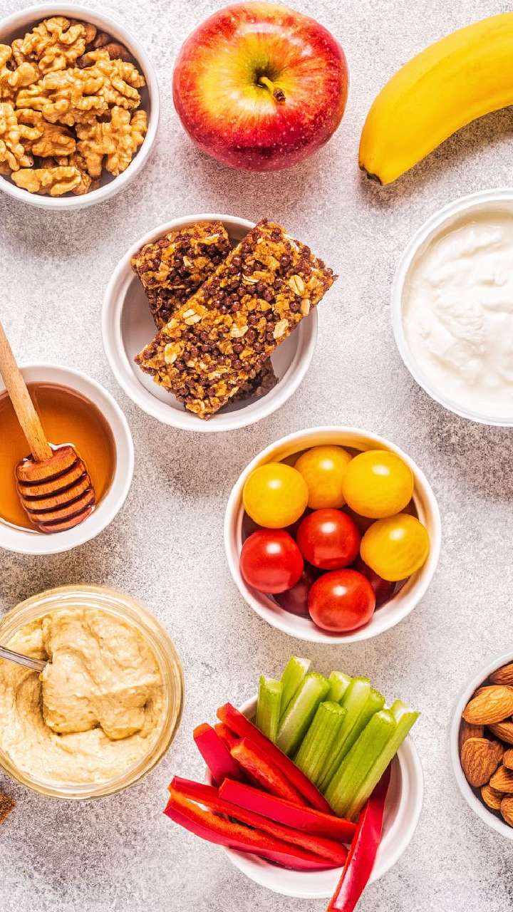 Office Desk Delights: 7 Foods To Fuel You For A Productive Day