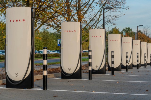 Tesla announces launch of supercharger access for legacy competitor ...