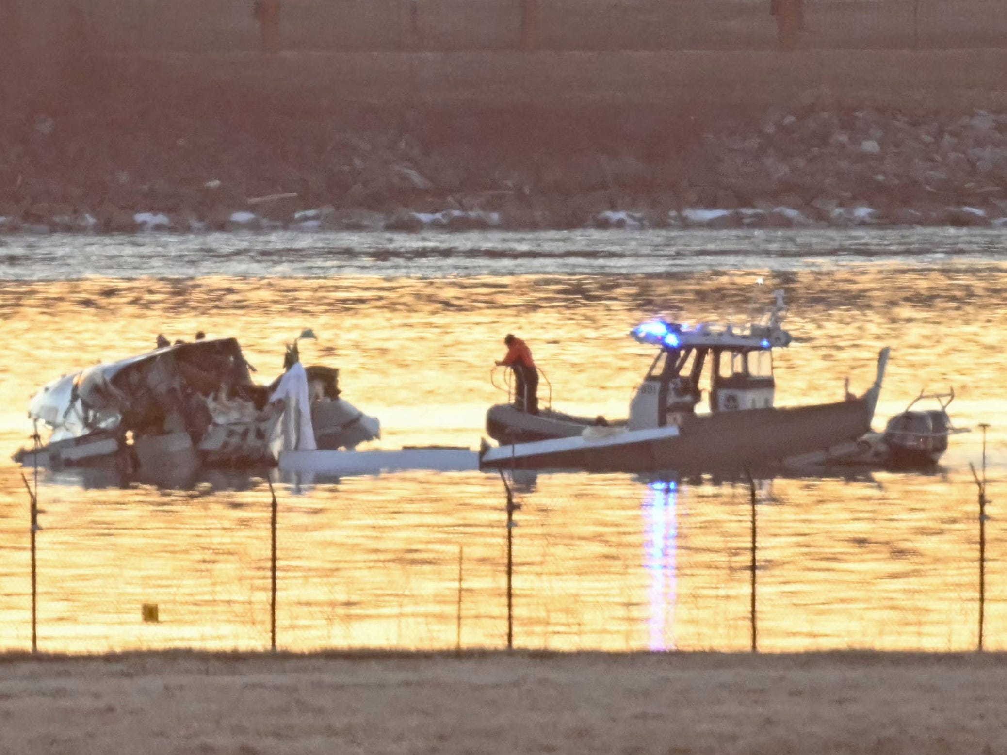 No survivors after American Airlines flight collided with a military ...