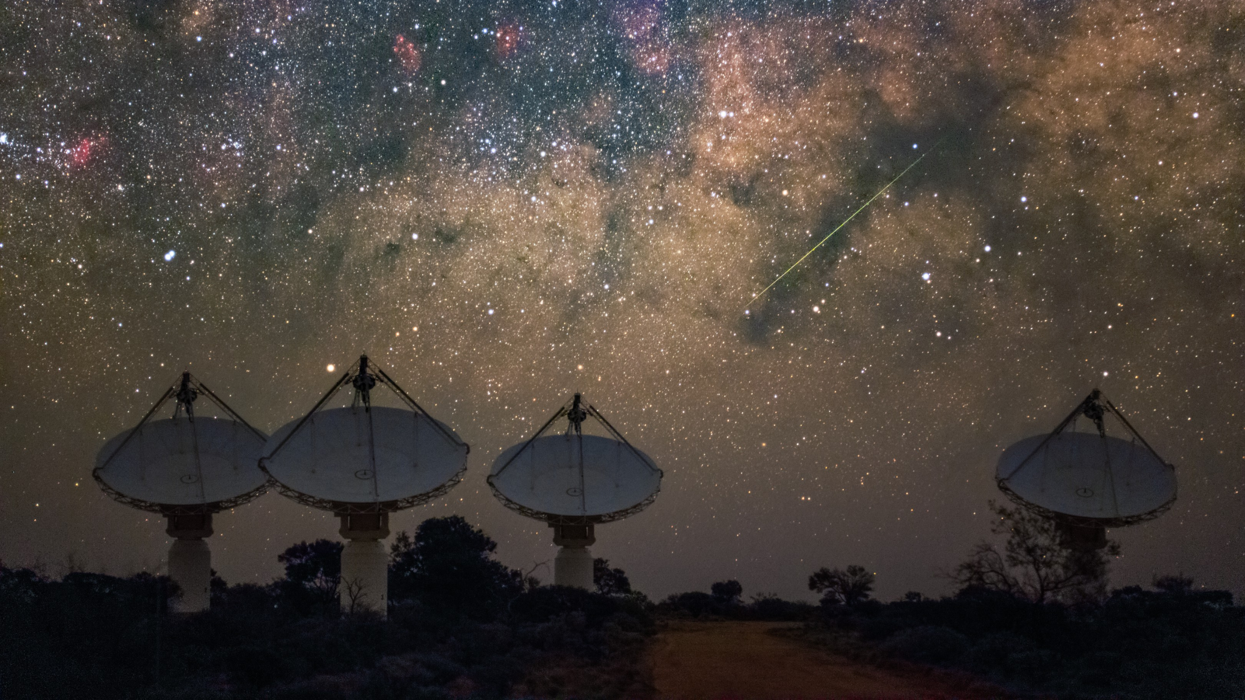 Australian Telescope Upgrade Helps Astronomers Hunt for Fast Radio Bursts
