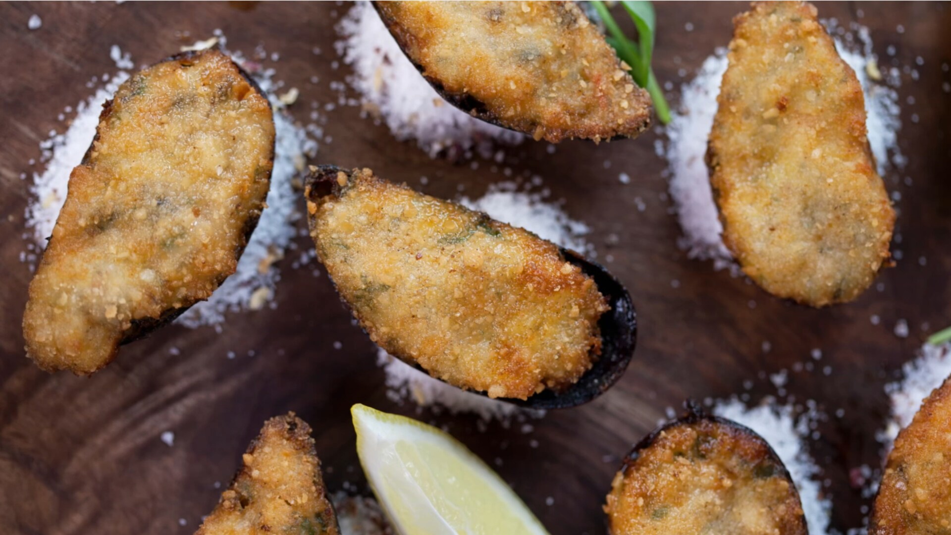 Gebratene Gefüllte Muscheln mit herzhafter Füllung