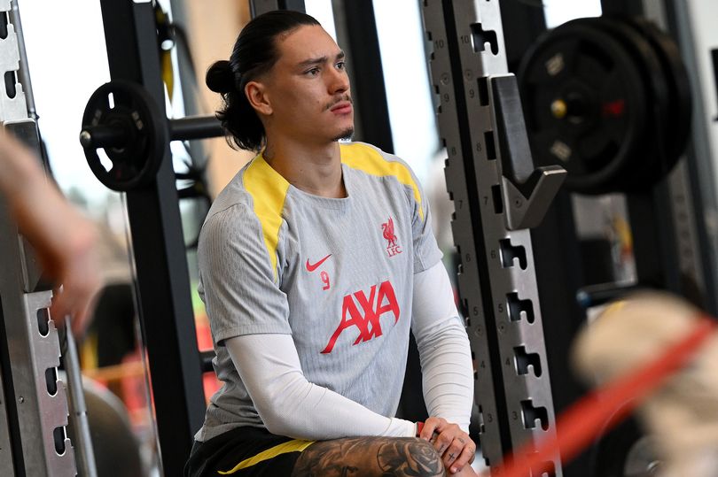 Liverpool injury latest and return dates after PSV including Darwin ...