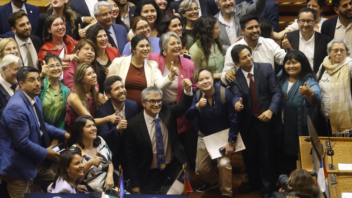 Economista Michèle Labbé: "La izquierda extrema logró meter el reparto ...