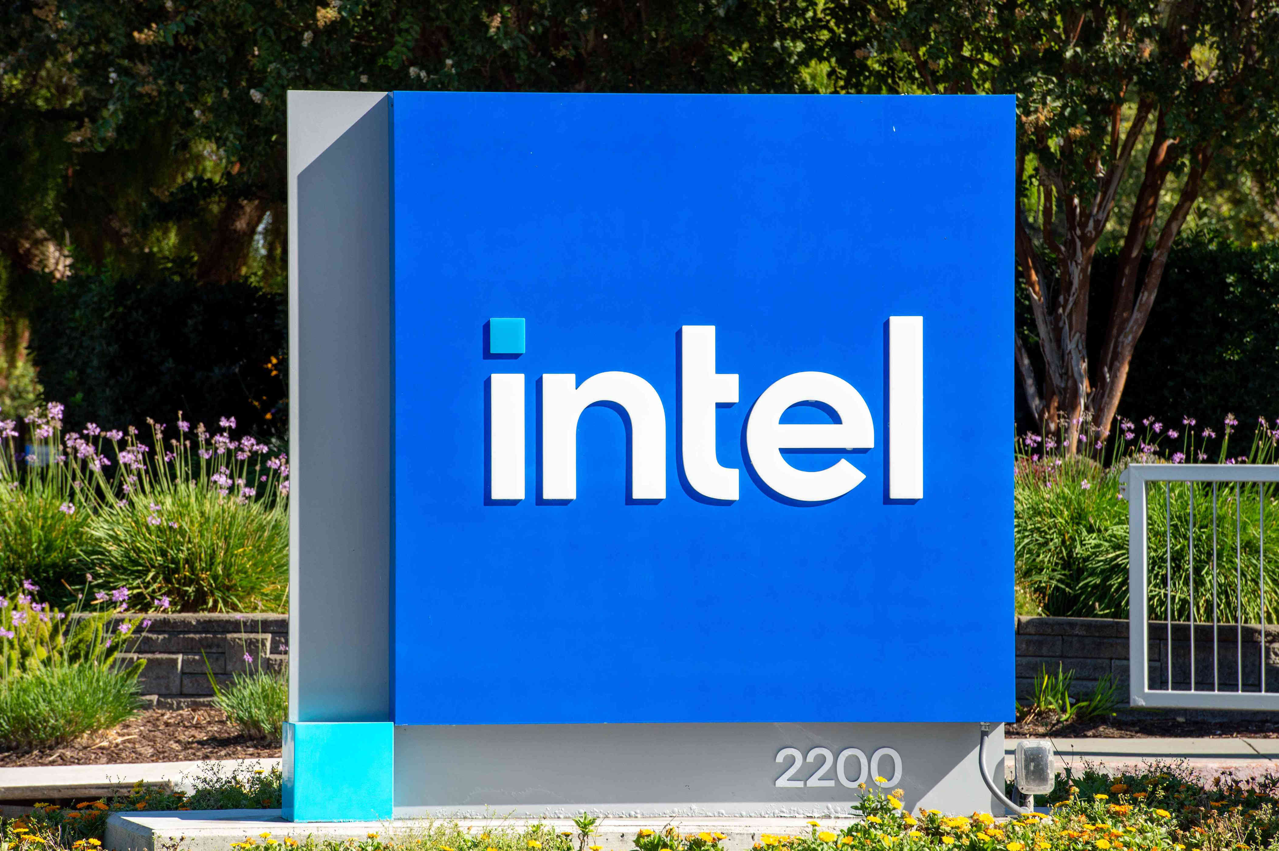 Intel Stock Jumps as TSMC Eyes Foundry Stake With Nvidia, Others ...