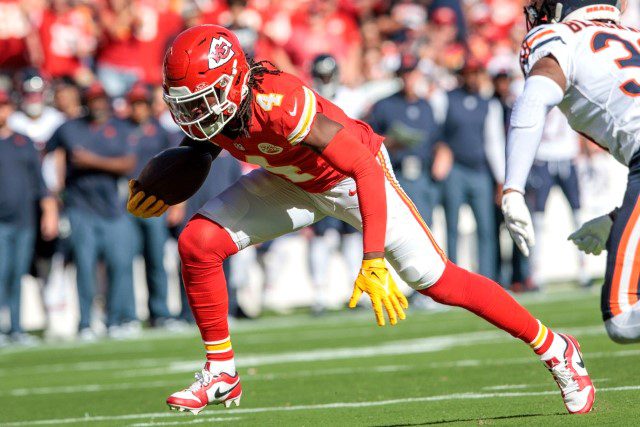 Five Wide Receivers To Buy In Dynasty Fantasy Football Leagues