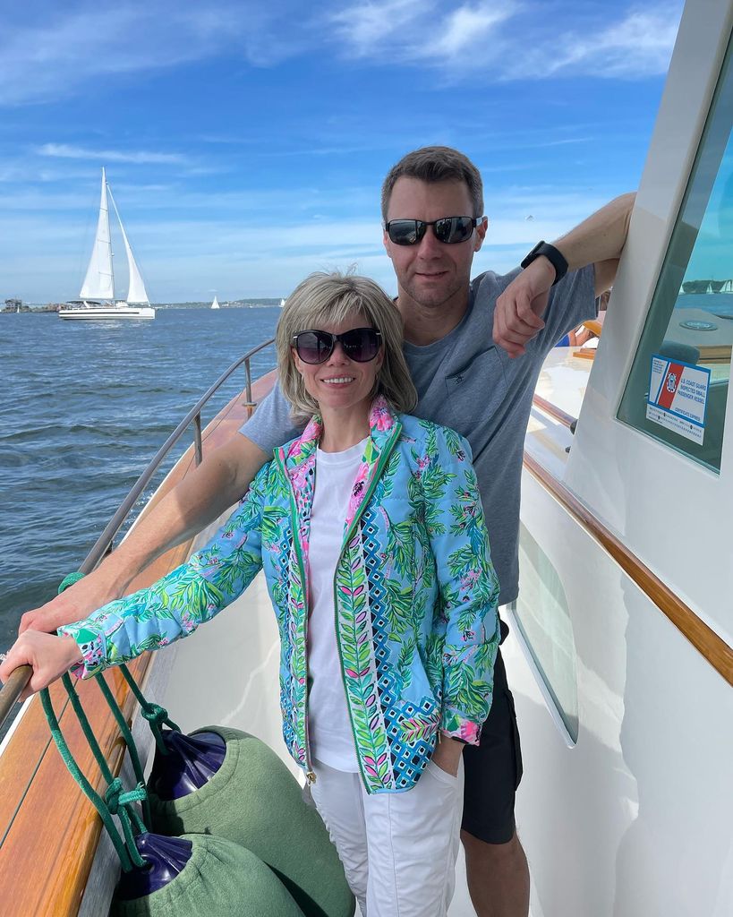 Married world champion figure skaters among passengers involved in ...