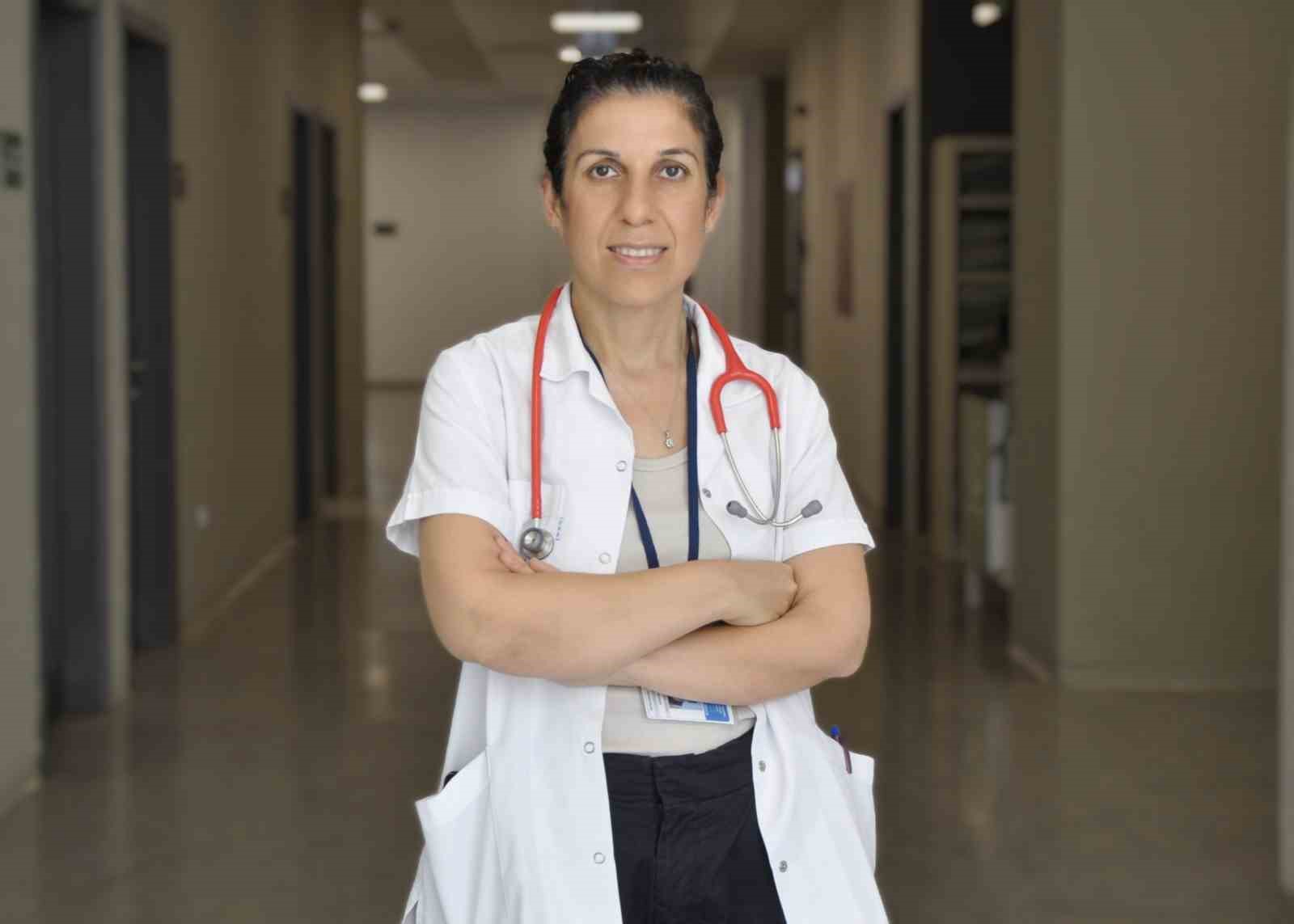 Doç. Dr. Erdemir bebeklerde, topuk kanı testi ve aşıların önemine ...