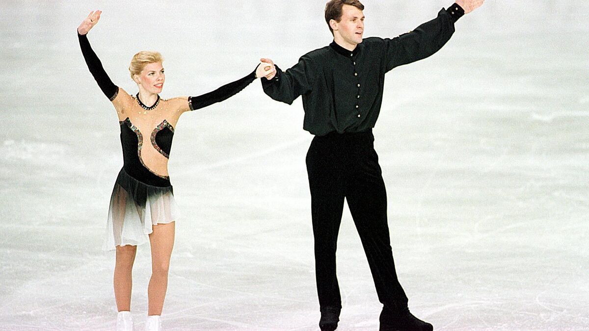 Crash aux États-Unis : le couple de patineurs russes champions du monde ...