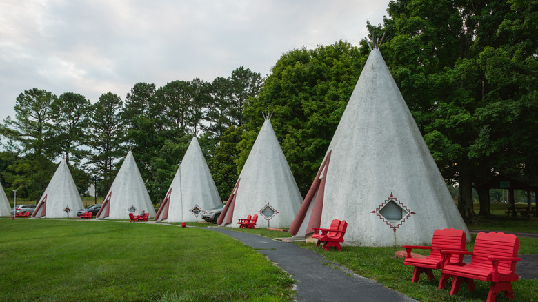 A Historic Wigwam Hotel In KY Offers Authentic Americana In A Family ...