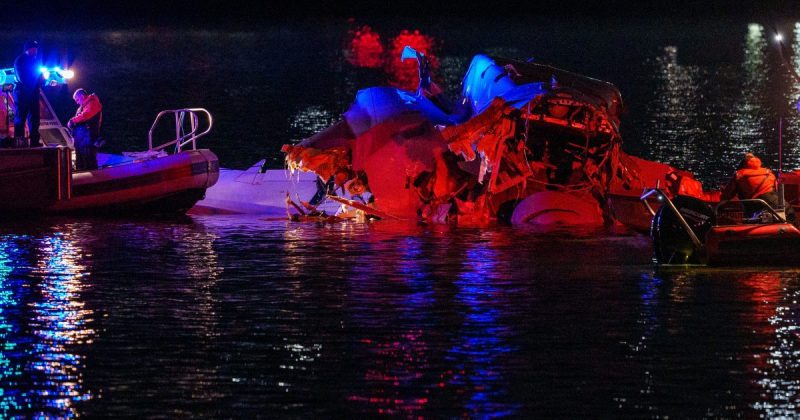 Figure skaters among those on flight that collided with Army helicopter