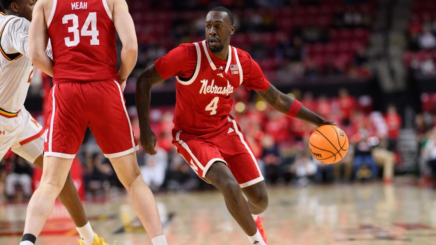 Illinois vs. Nebraska odds, prediction, line: 2025 college basketball ...