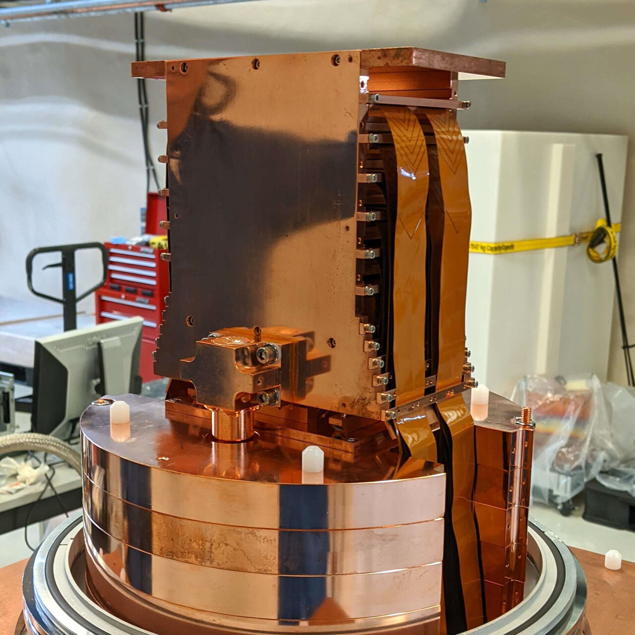 Sub-GeV dark matter hunt: SENSEI collaboration reports first findings