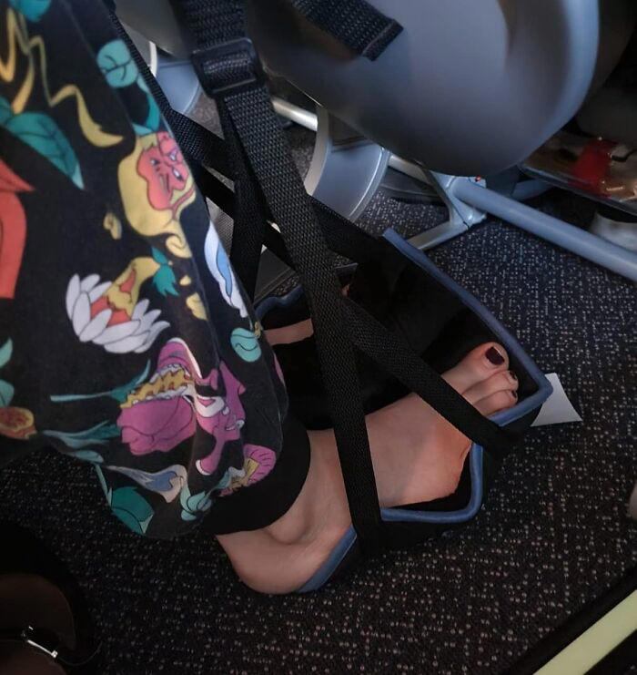 Airport Flex Loading… With These 23 Travel Essentials