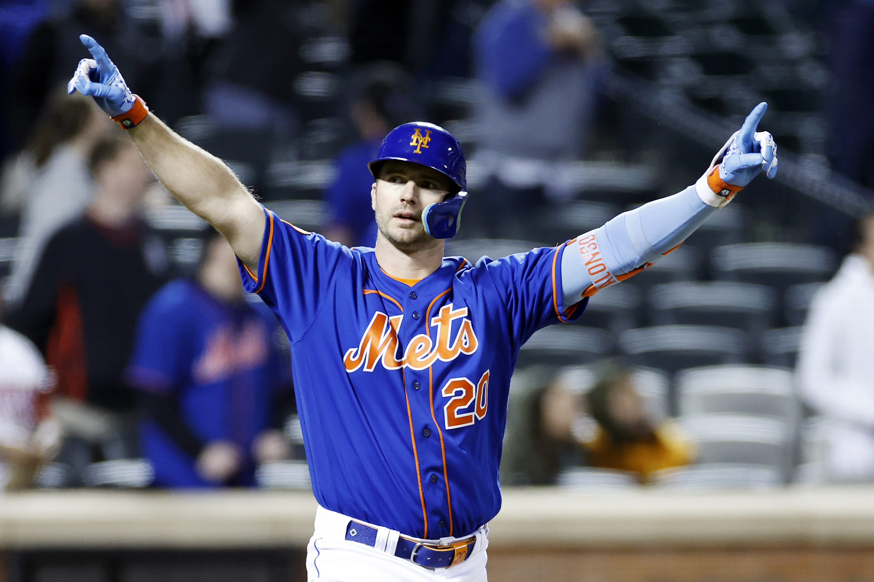 Pete Alonso 'Aired His Frustration' To Mets Before Agreeing to $54 ...