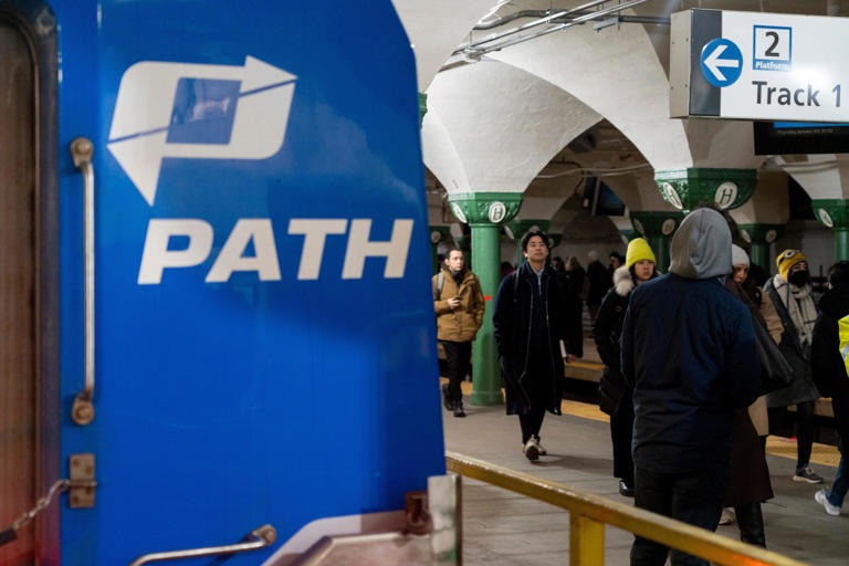 As Trump deadline looms, numbers suggest NYC congestion pricing having ...