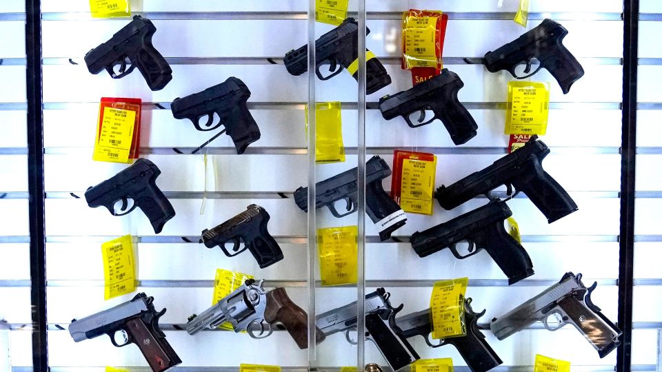 Federal law banning handgun sales 18- to 20-year-olds is ...