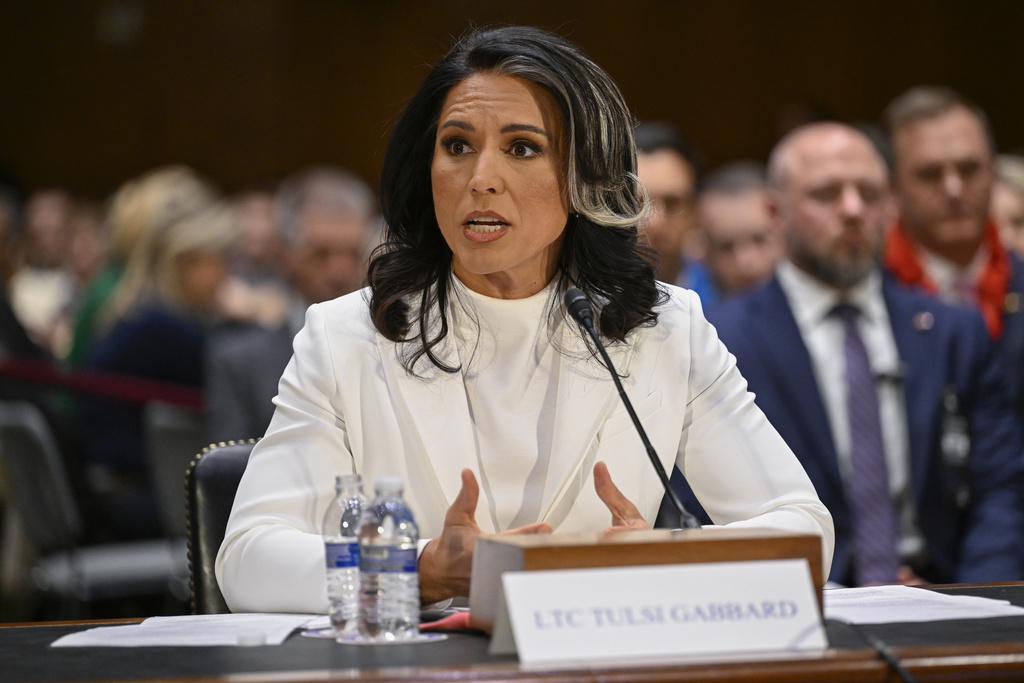 Tulsi Gabbard, Trump's pick to oversee US spy agencies, grilled about ...