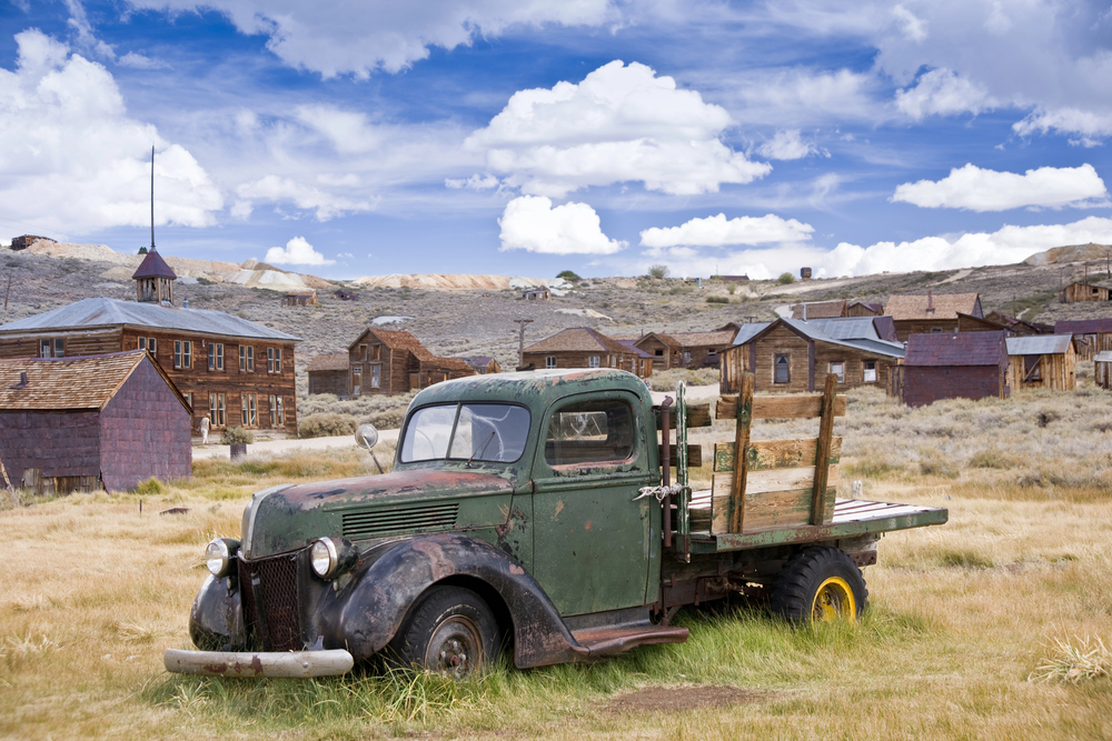 20 Ghost Towns in the U.S. That Are Surprisingly Well-Preserved