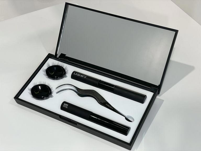 Lashify's DIY Extension Kit Changed My Lash Routine Forever