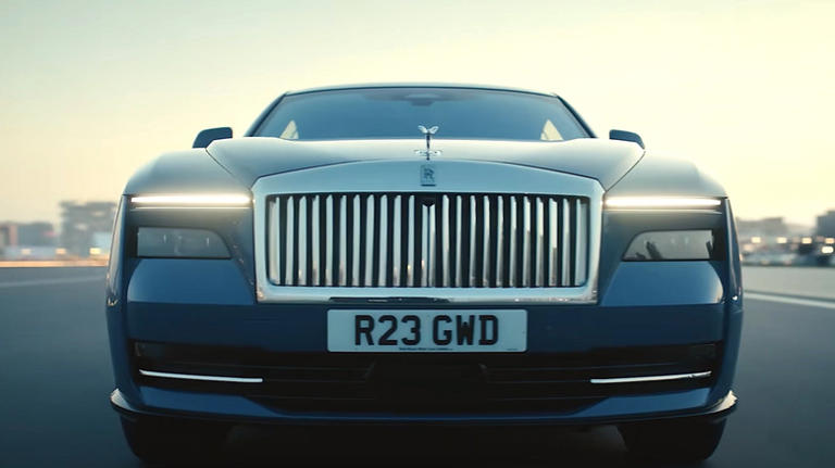 The History Behind Rolls-Royce's Signature Pantheon Grille
