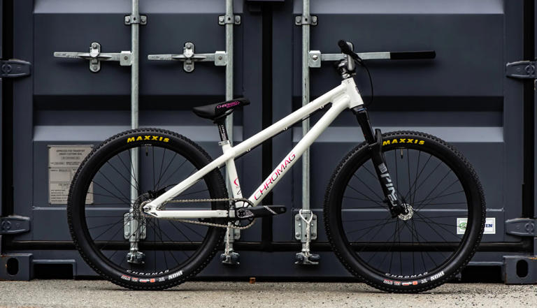 The New Chromag Signature Is the Bike for Big Hits and Huge Tricks