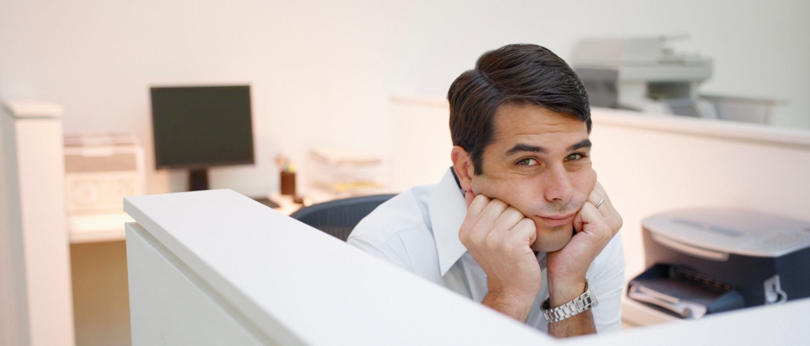 Fed Workers ‘Kicking And Screaming’ At Trump’s Buyout Offer