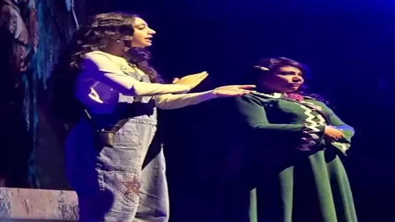 أحمد مراد: سعدت جدًا بحضور مسرحية "بني آدم" لصديقي أحمد حلمي