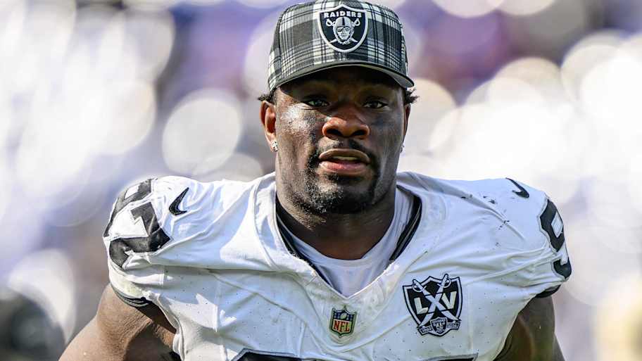 Raiders Free Agency Preview: DE Janarius Robinson