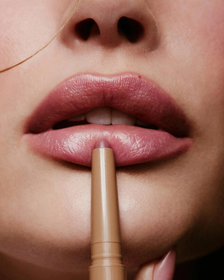 Rhode’s Lip Liner—Worn by Hailey Bieber and Tate McRae—Is Finally Here