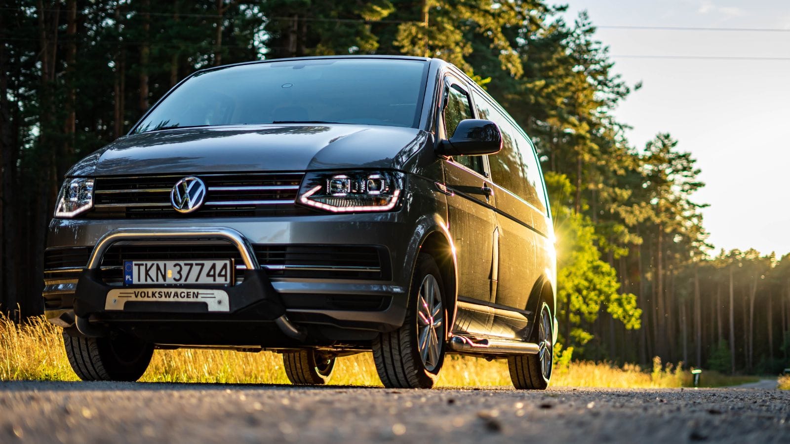 24 Long-Distance Cars That Make Traveling a Pleasure — Long-Distance ...