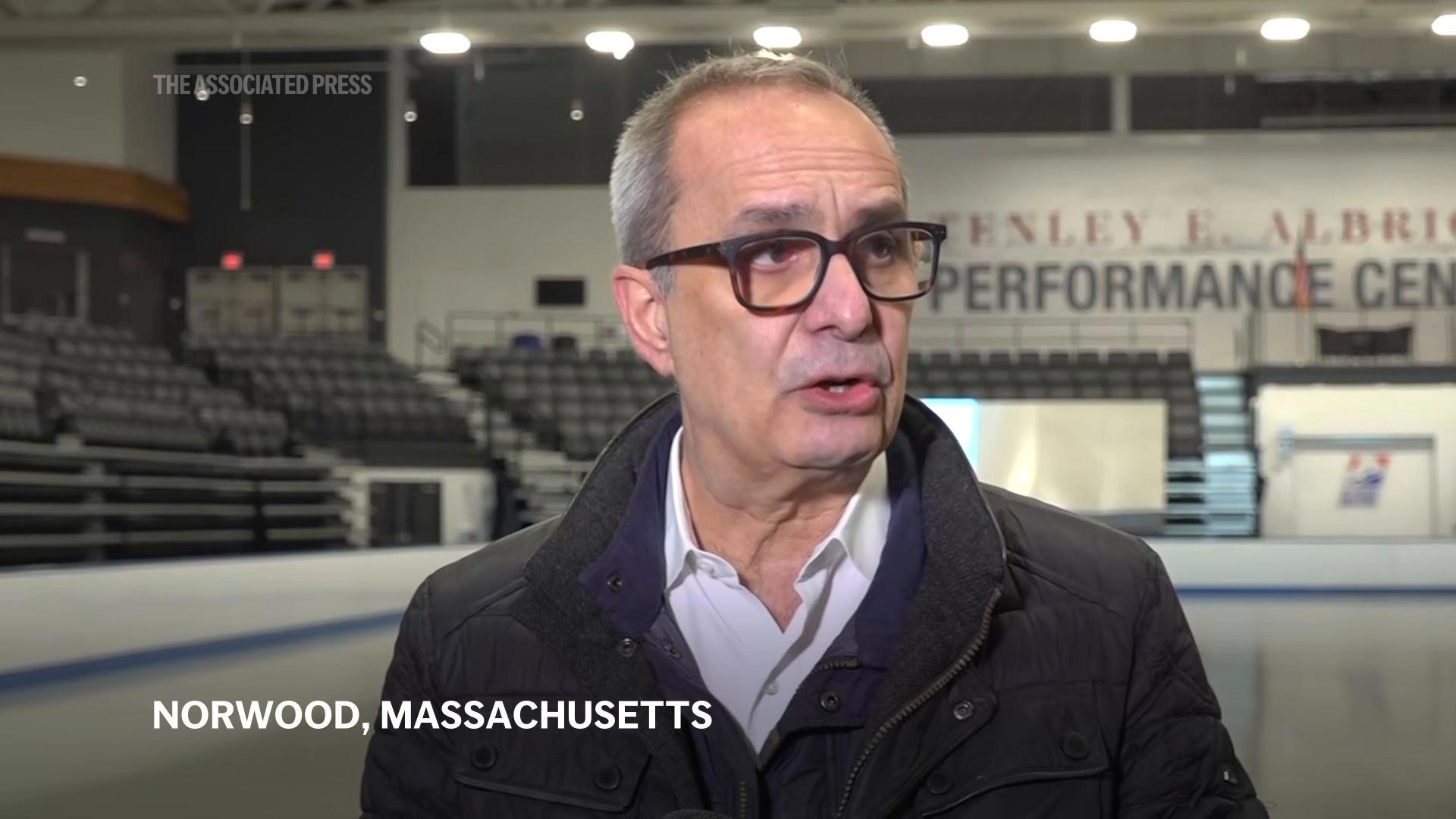 Six members of Boston skating club are among those killed in plane crash Six members of Boston skating club are among those killed in plane crash