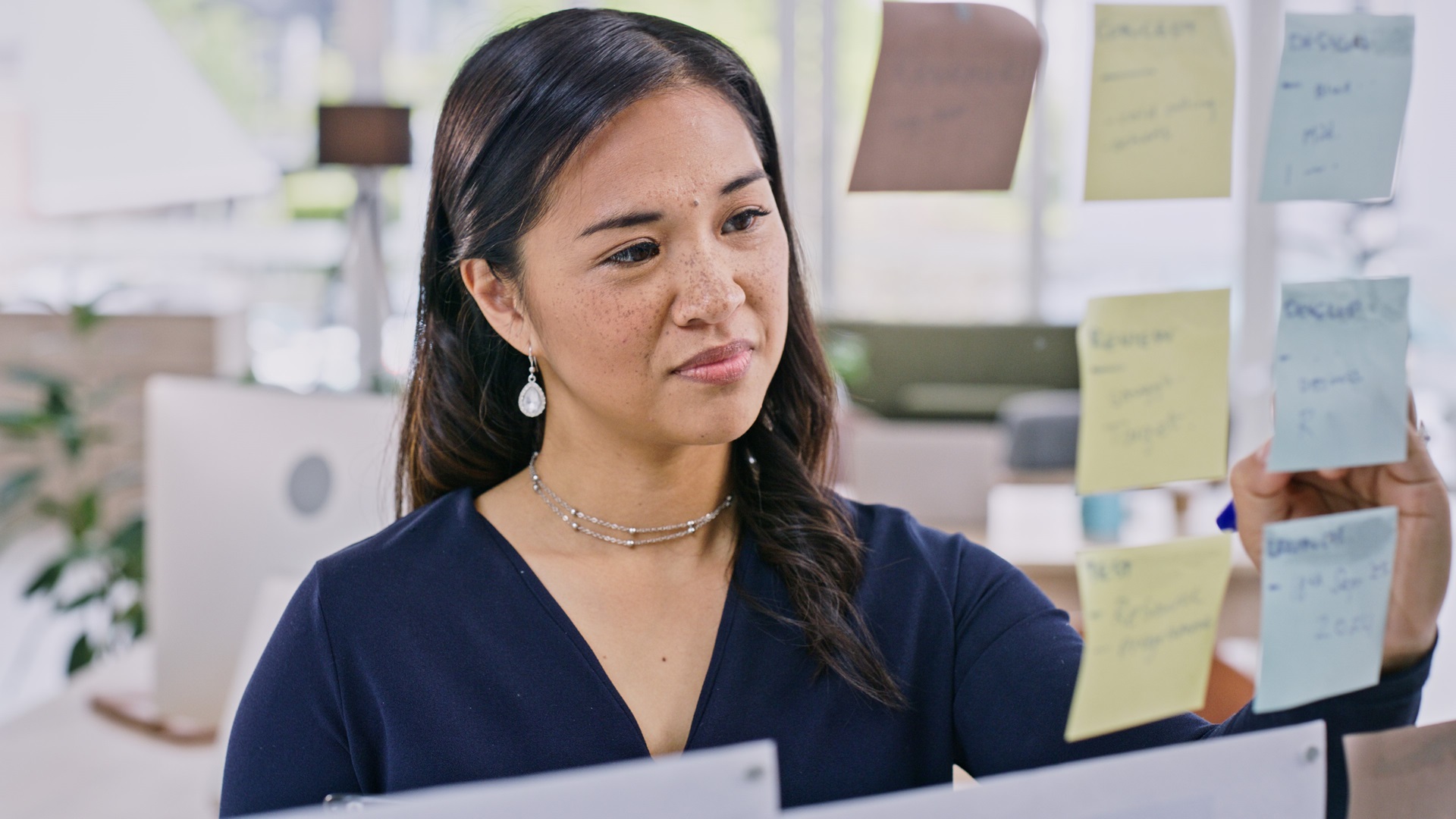 5 Steps To Create a Finance Vision Board for Achieving Your Money Goals