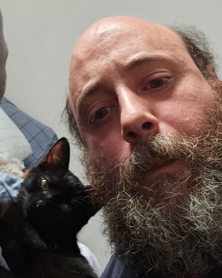 André Conti sai de licença da Todavia depois de relato de Vanessa ...