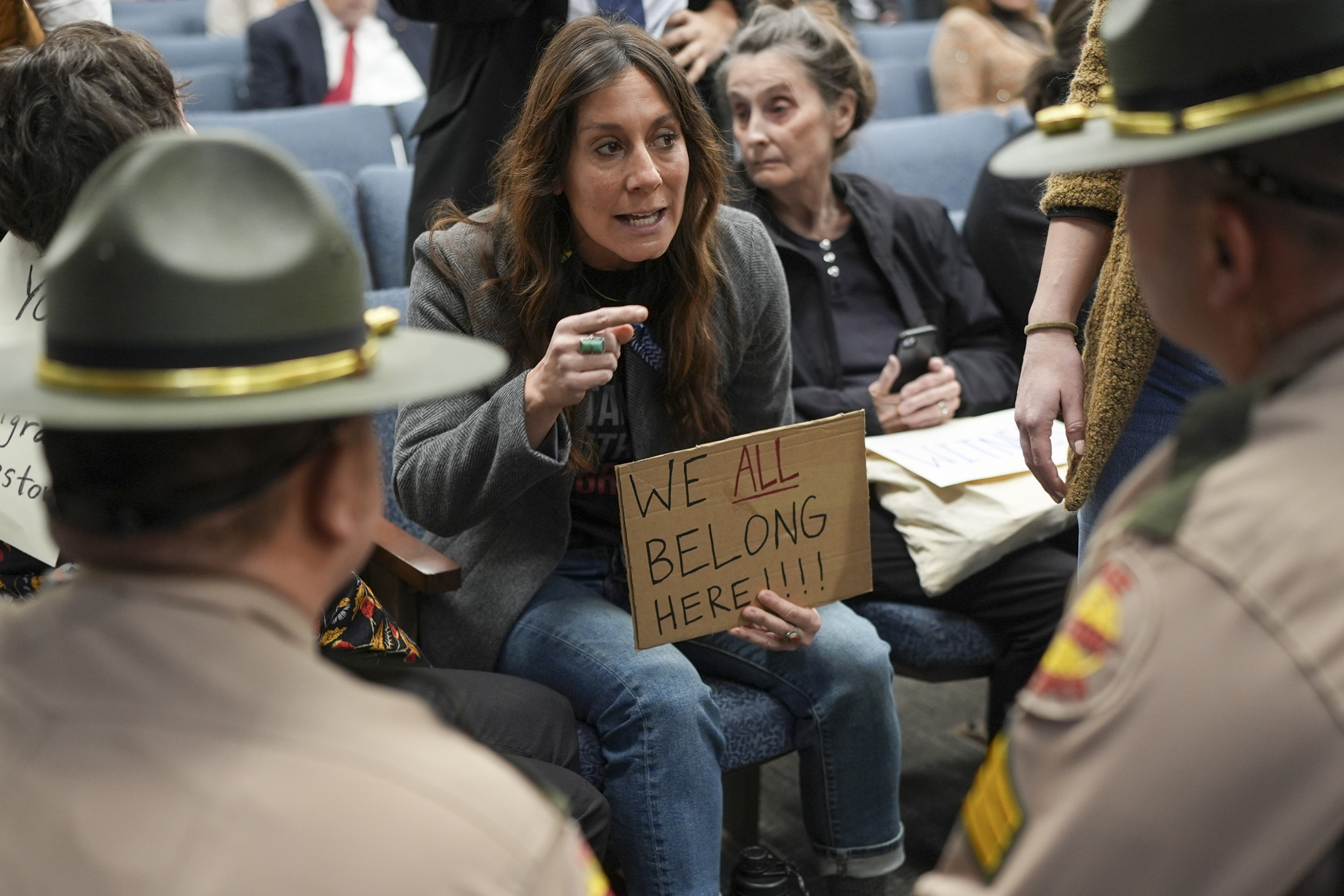 Tennessee Bill Would Prohibit Voting Against Trump Immigration Policies