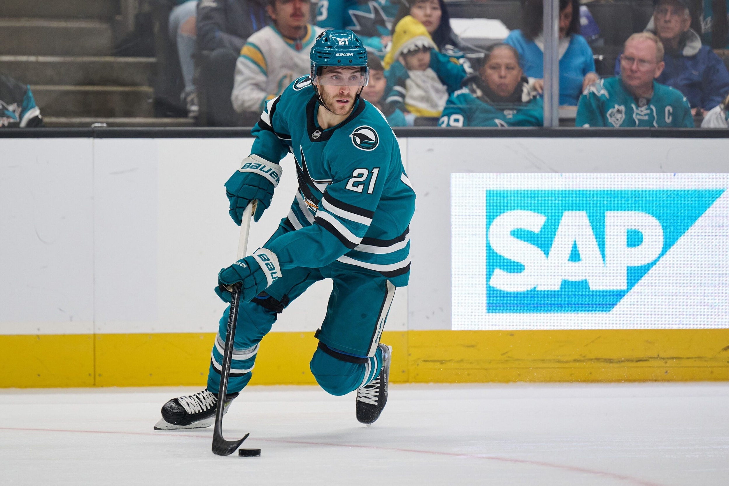 Sharks’ Alex Wennberg day-to-day with upper-body injury