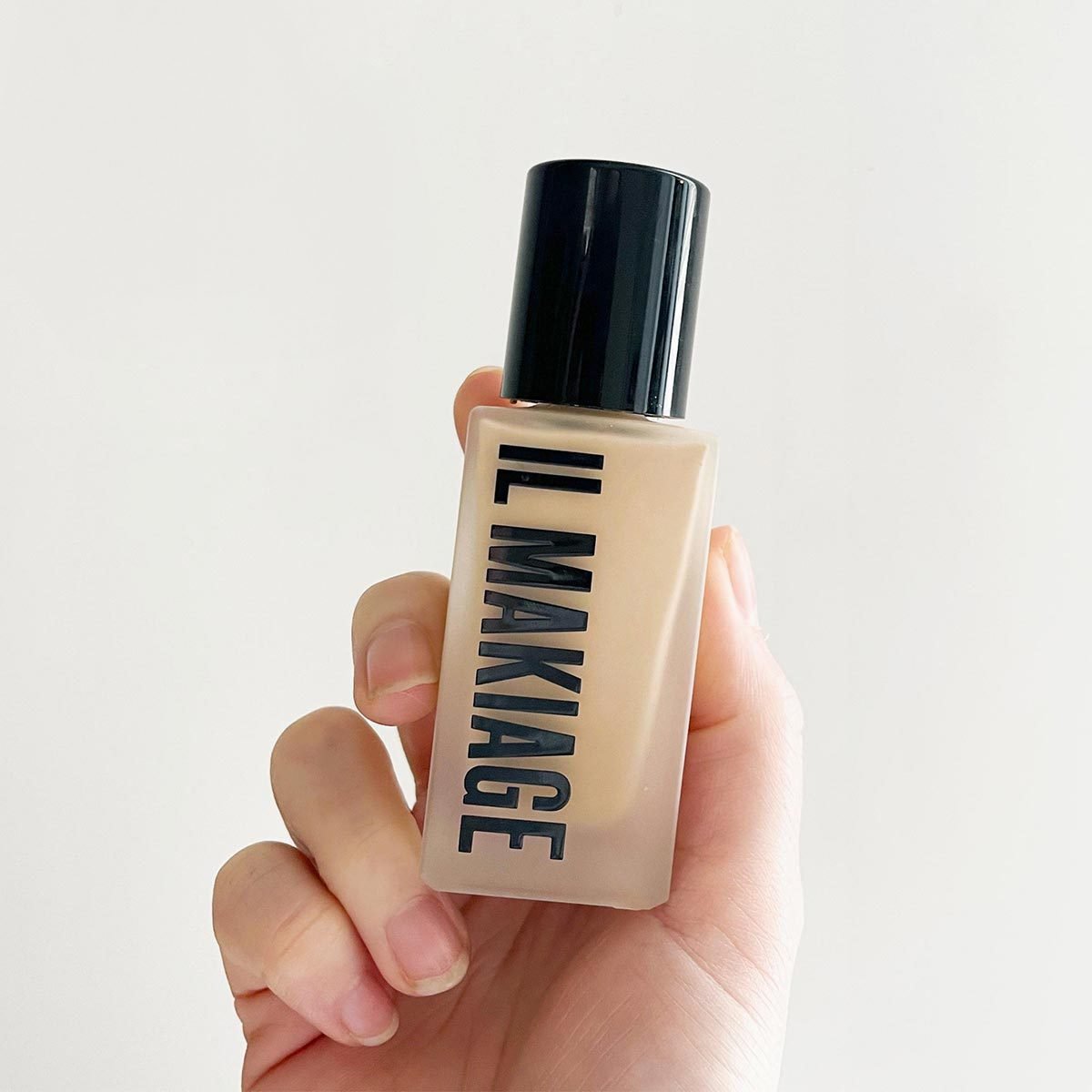 Il Makiage Foundation Promises to Match Your Skin Tone Perfectly—So I ...