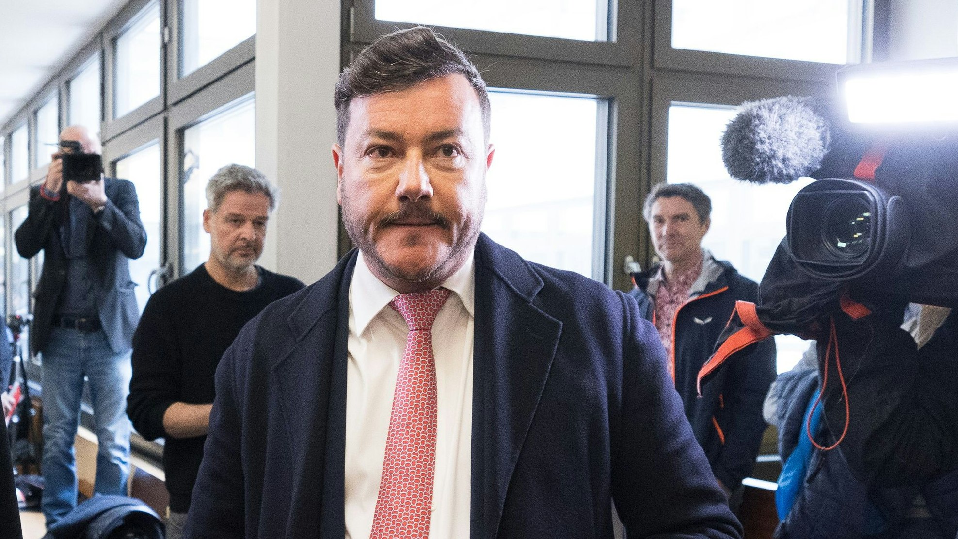 Millionen versteckt – geheimer Benko-Schatz ausgehoben