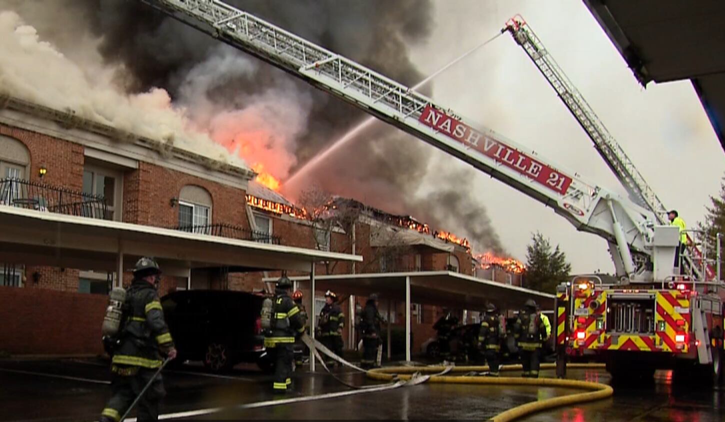 16 units displaced, building deemed total loss after West Nashville ...