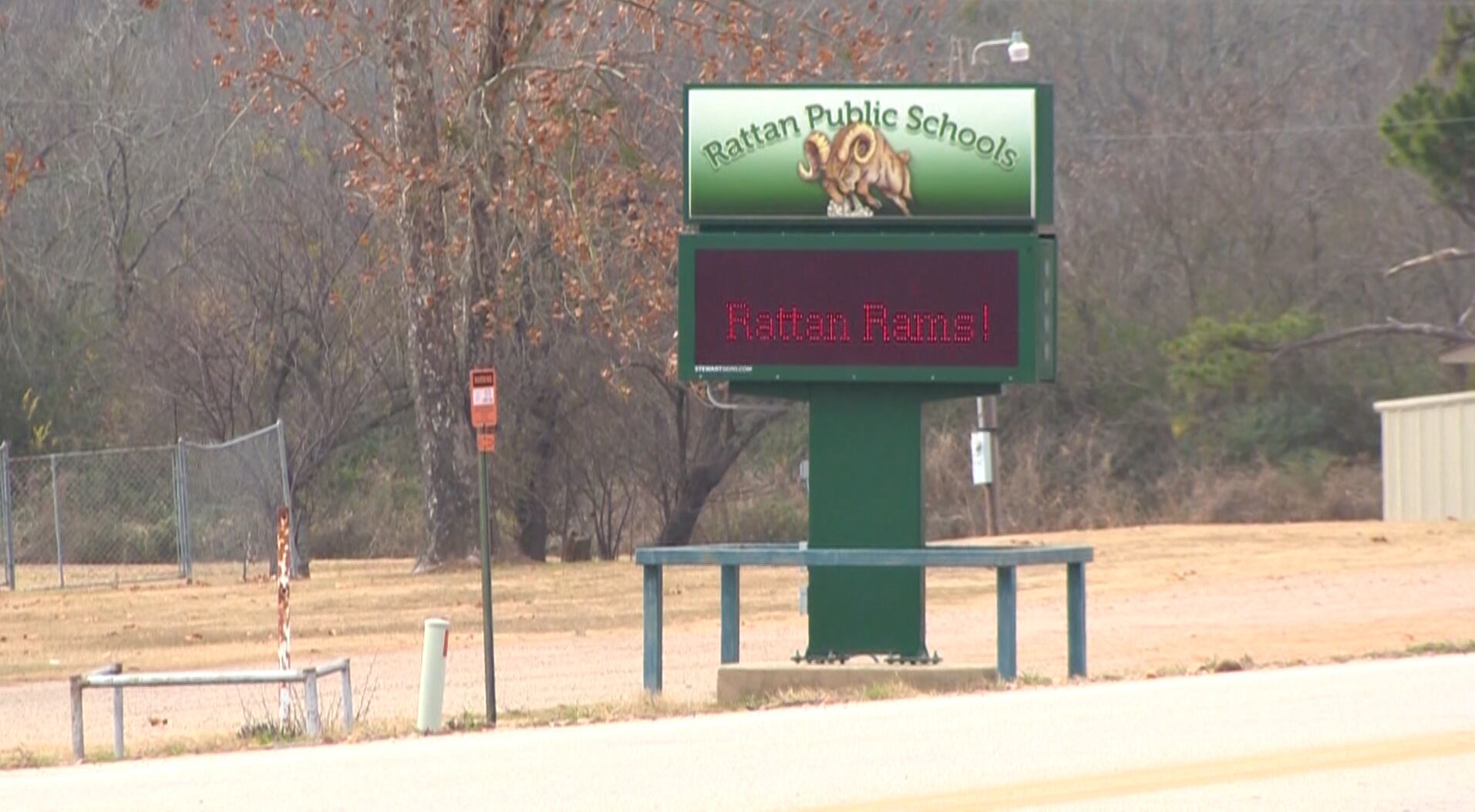 Rattan schools holds fundraiser for family of woman, child who died of ...