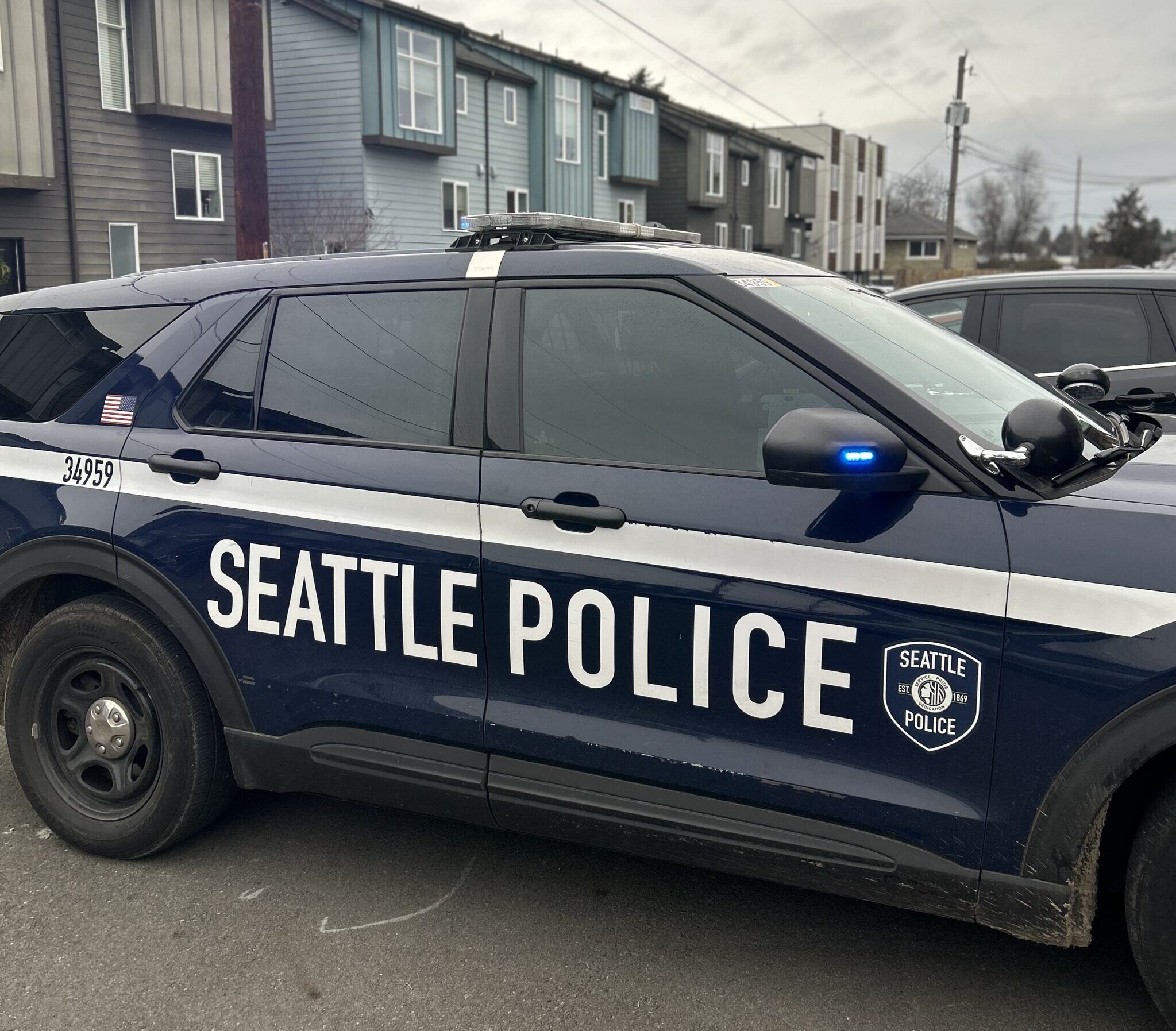 31 shell casings found after south Seattle shooting; 1 person hospitalized