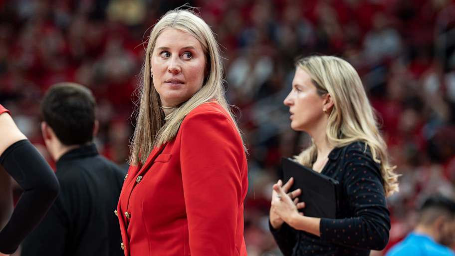 Nebraska's Dani Busboom Kelly to Be Second-Highest Paid NCAA Volleyball ...