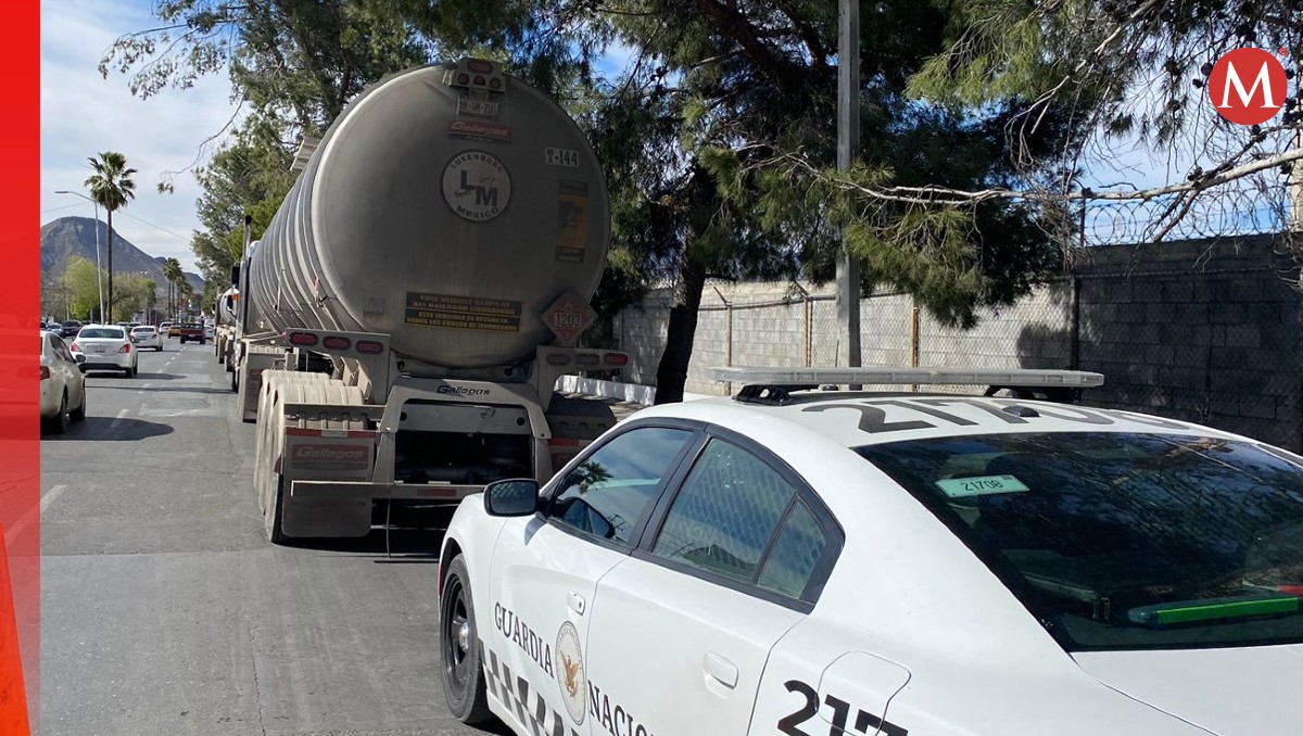Guardia Nacional decomisa dos pipas con gasolina en carretera Saltillo ...