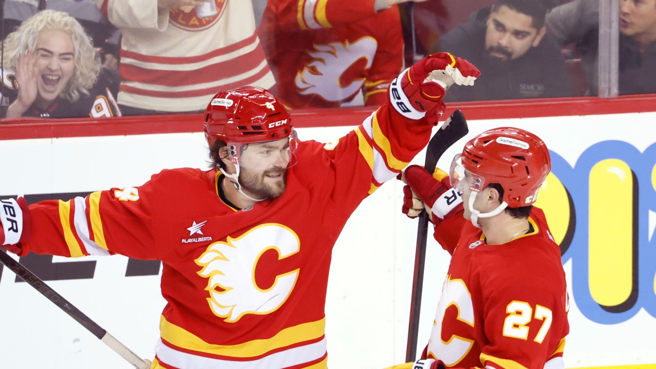 Coronato scores twice as Flames beat Ducks