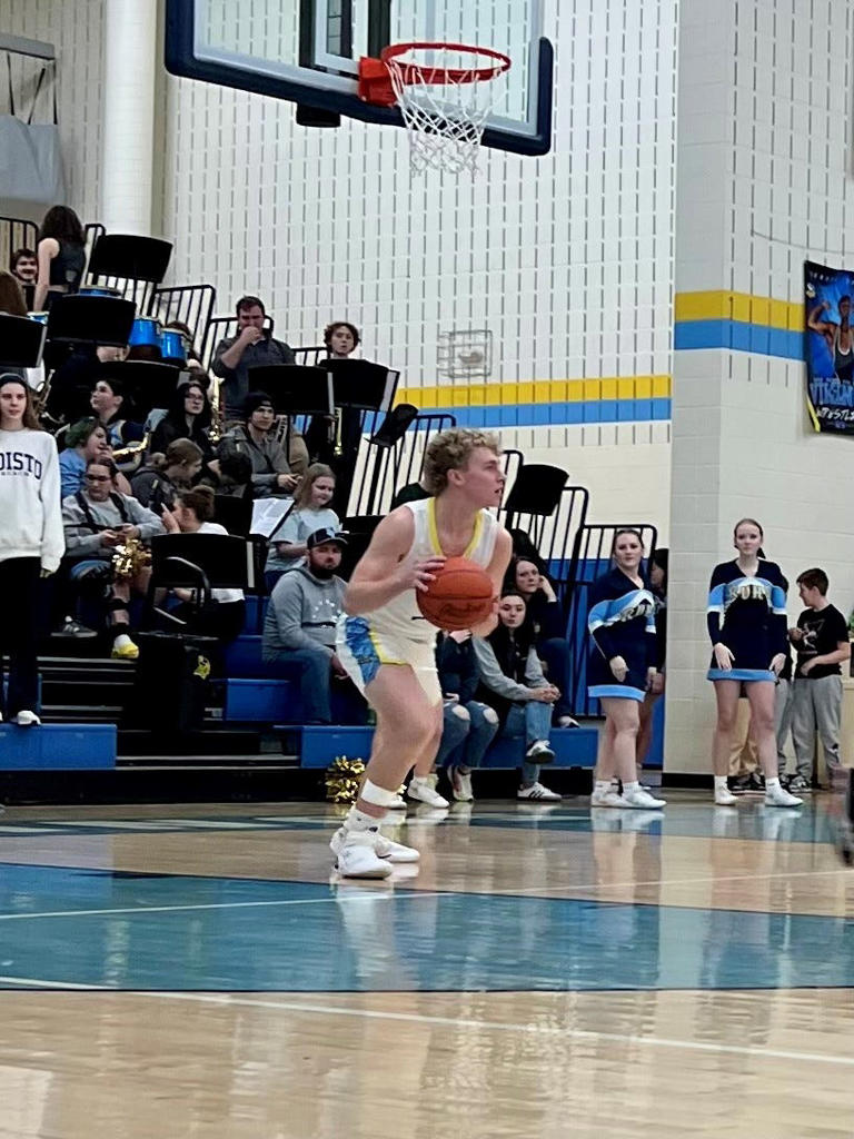 Boys Best of the Week: Elgin earns a Division III regional duals title ...